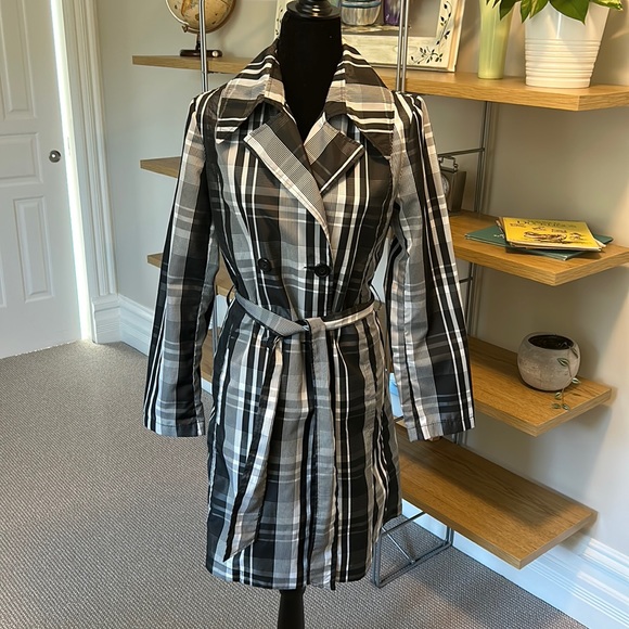 Katherine Barclay | Jackets & Coats | Katherine Barclay Black White ...
